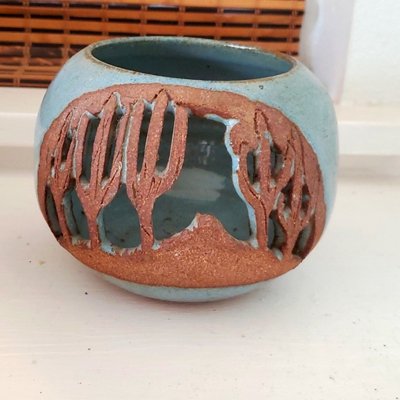 Other | Aztec Style Pottery Little Pot Cactus Design Closet Closing ...